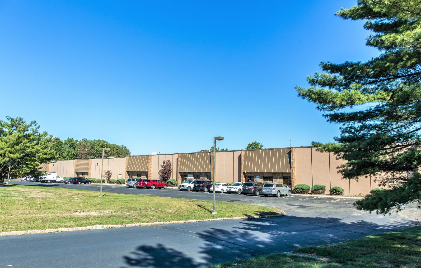 Denholtz Properties inks industrial/flex lease in East Brunswick - NJBIZ